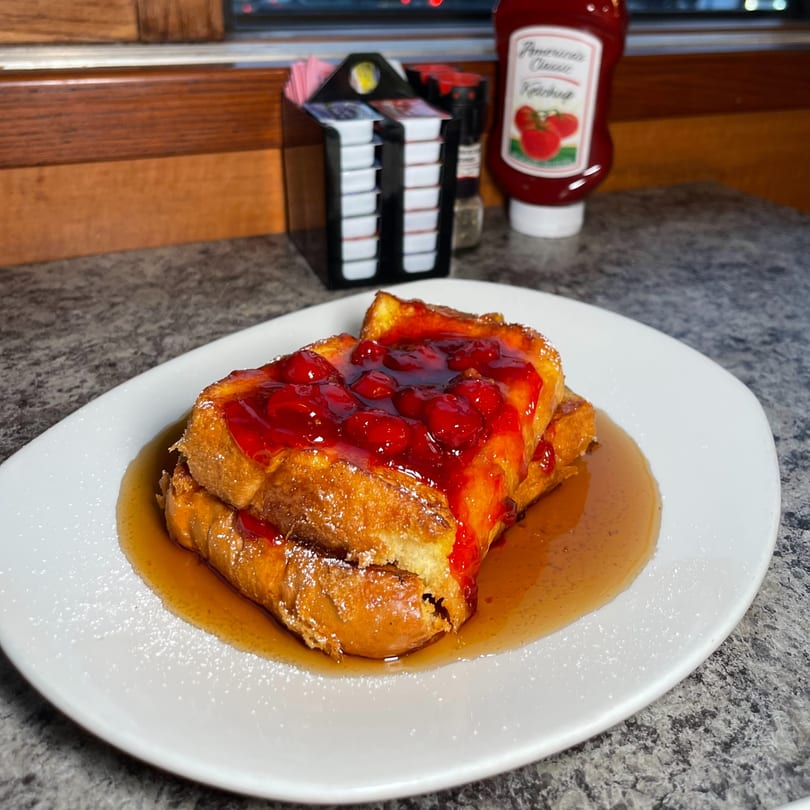 Best Diner in Commack, NY | Candlelight Diner | Diner near me