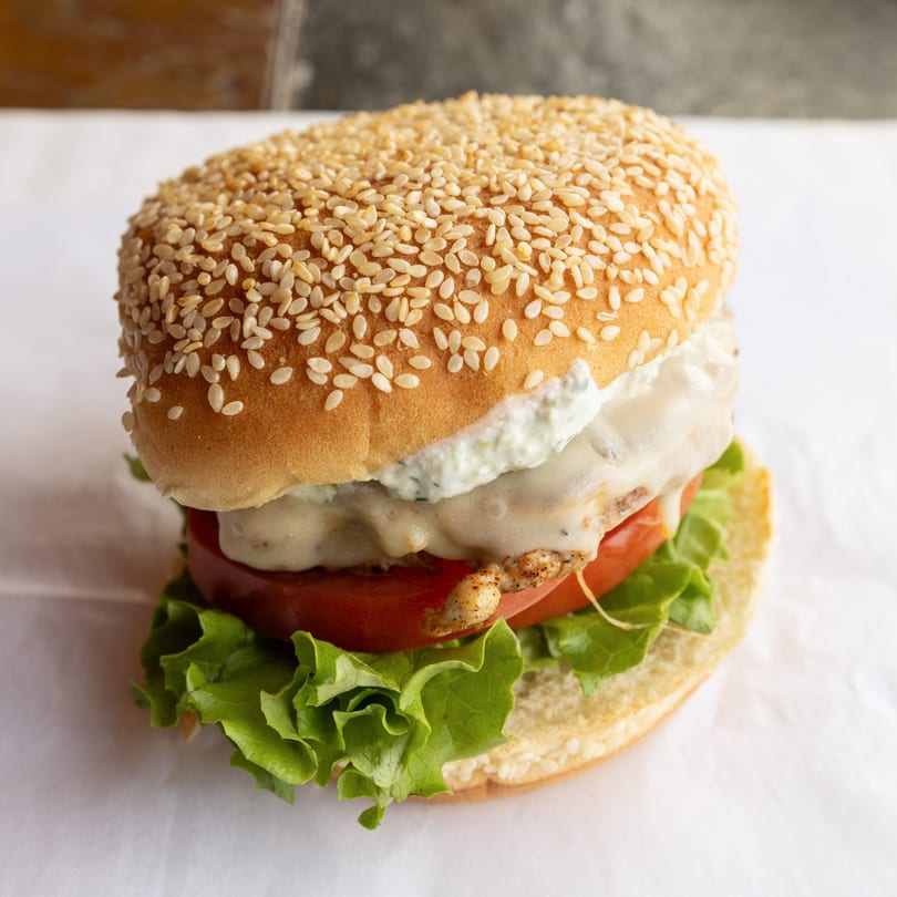Best Burgers in Newington, CT | GoldBurgers | Burgers near me