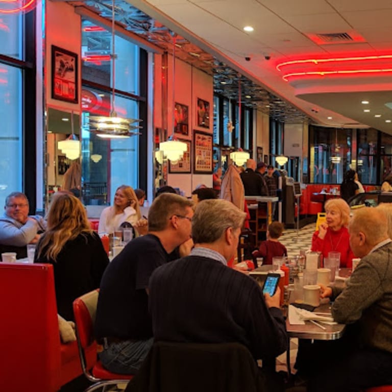 Best Diner in Charlotte, NC | RedEye Diner | Diner near me