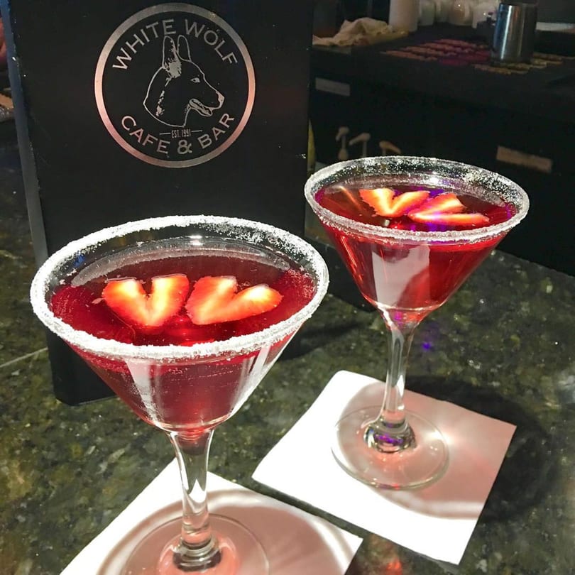 Best Cafe in Orlando, FL | White Wolf Cafe | Cafe near me